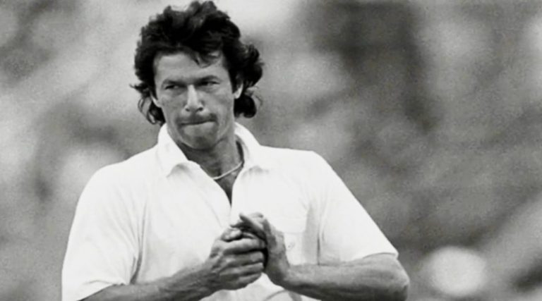 Famous Cricketers: Top 5 famous cricketer players in the world - Blogili