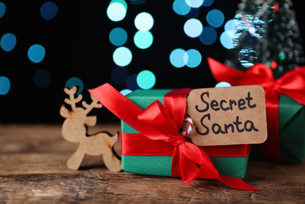 30 Hilarious Secret Santa Exchange Ideas at Workplace - Blogili
